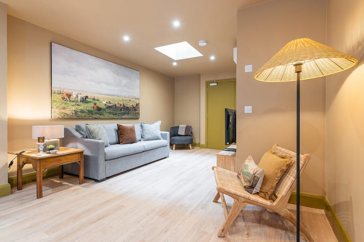 Warm And Welcoming 1 Bed On St. Patricks Street - Cork, Ireland