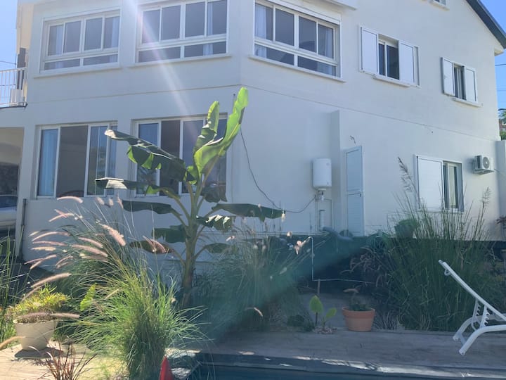 Appartement éQuipé Dans Les Hauteurs De Petite îLe - Saint-Pierre