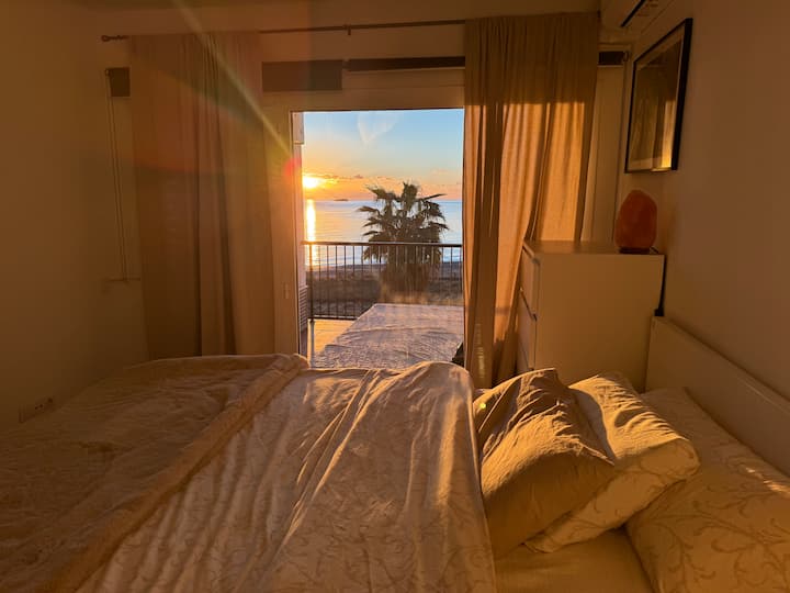 Beachfront Home For Remote Work - Ibiza