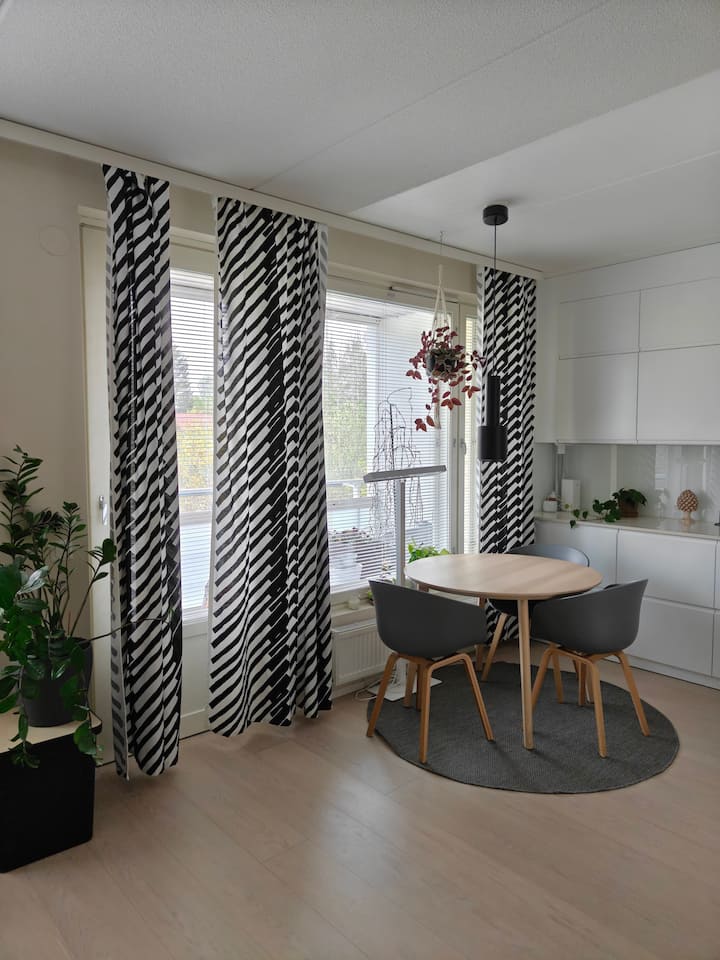 Tyylikäs 3h+sauna Hyvien Yhteyksien Päässä - Espoo