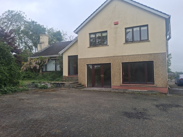 Burgess House - Rosslare