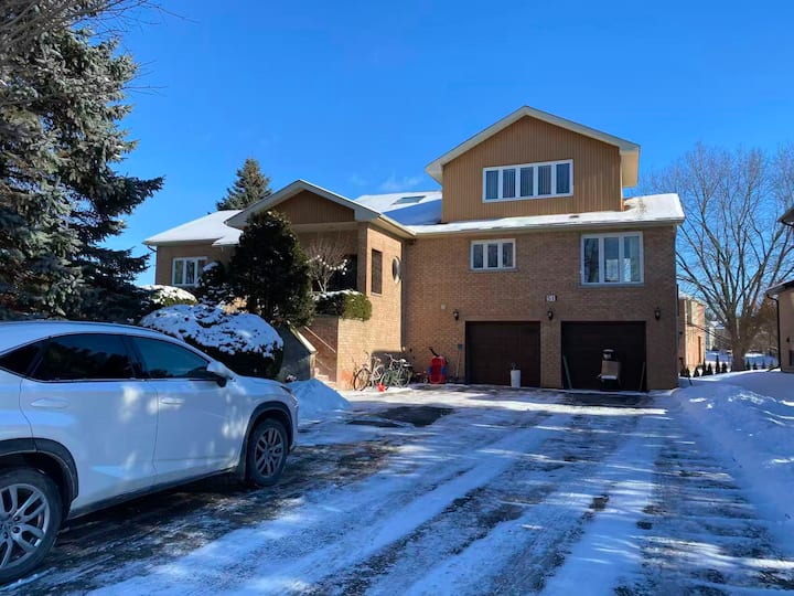 Cozy Detached Lake Wilcox 3-bedroom Home - Aurora
