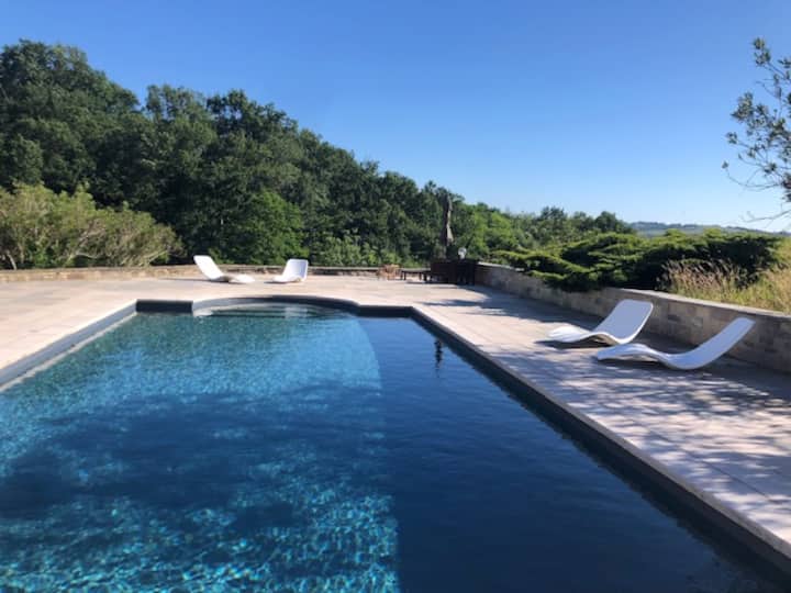Une Annexe Perchée Alliant Tranquillité Et Charme - Peyrehorade