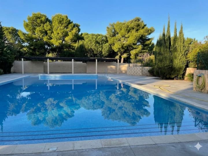 Appartement Pour 7 - Piscine - Parking - Wifi - Leucate