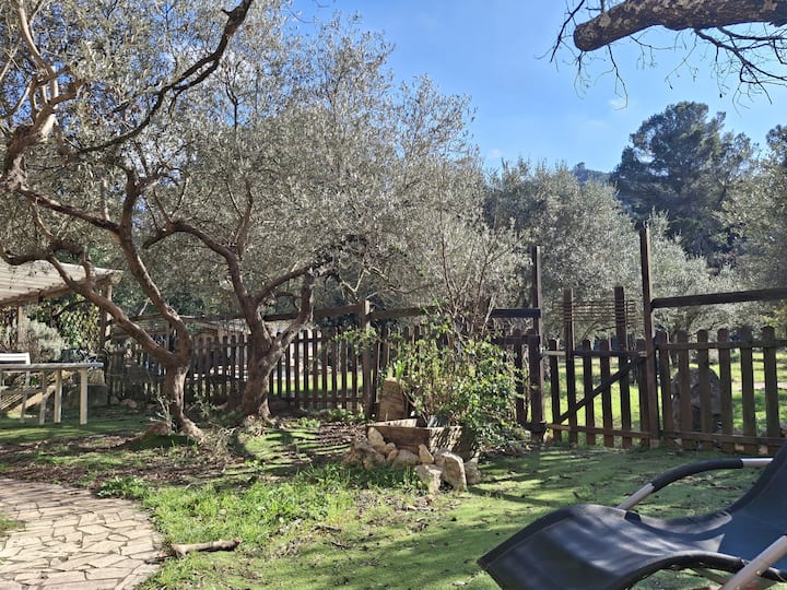 Un P'tit Bout De Maison Dans La Colline Varoise - Nans-les-Pins