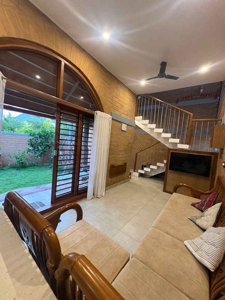 Prakruthi Mud Brick Home With Nandi Hills View - Nandi Hills