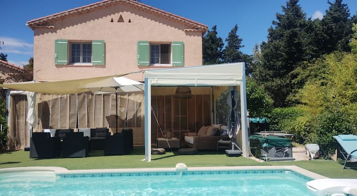 Gîte Gili Bastideneuve Des Oliviers - Hyères
