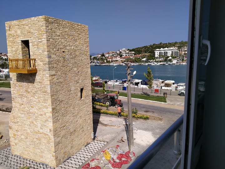 Dalyan Teras Marina Manzaralı 1+1 Daire - Çeşme