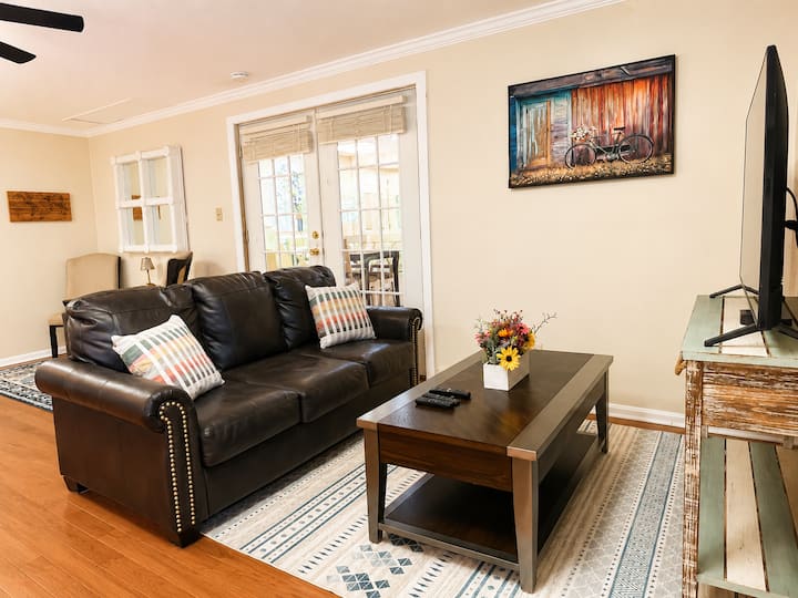 Cozy Vintage Retreat Near Dover - Delaware
