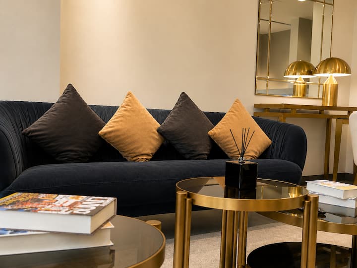 Luxury 1br With Pool View In Manama - Manama