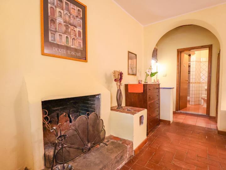 Rifugio In Bio-agriturismo Con Lago E Piscina - Montecatini Terme