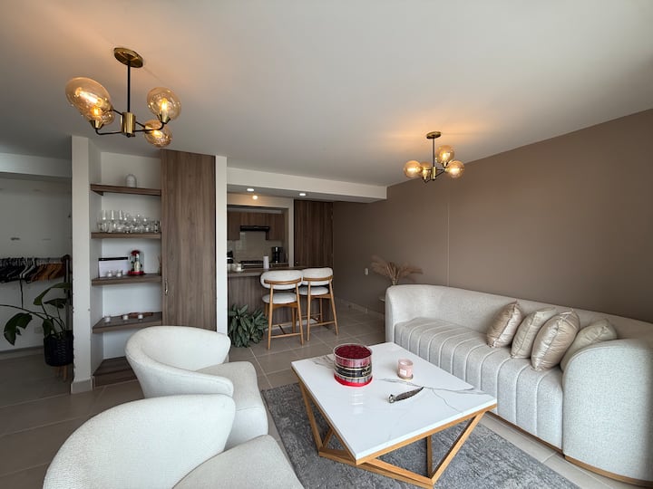 Luxury Loft Suite - Cali