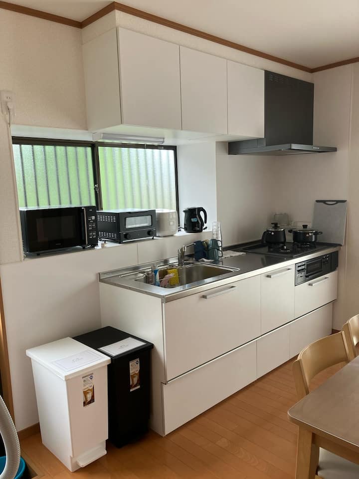 石和温泉駅
駅近徒歩3分｜3-min Walk From Station - Kofu
