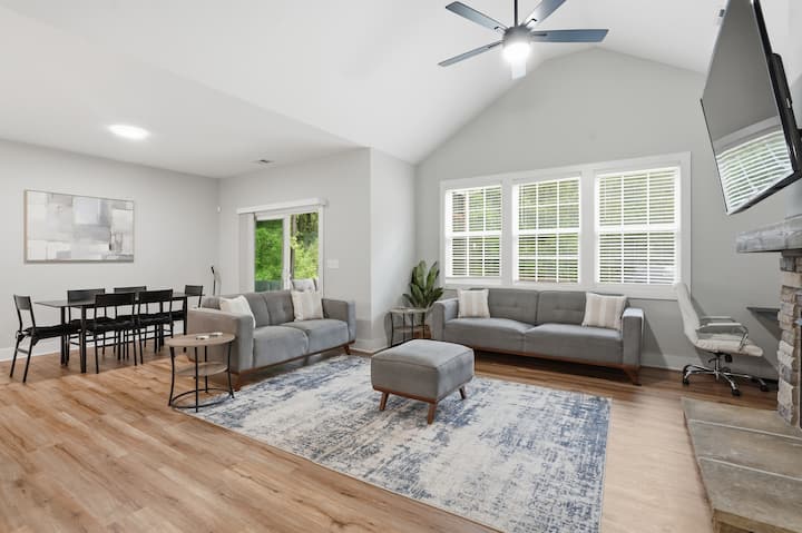Cozy 3br Home Near Uptown & Lake Greenwood - Greenwood, SC