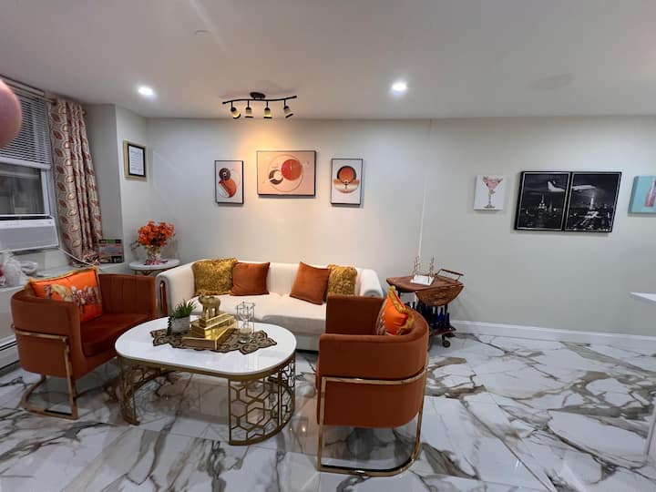Lively City 1br | 10 Minutes To New York City. - West New York, NJ