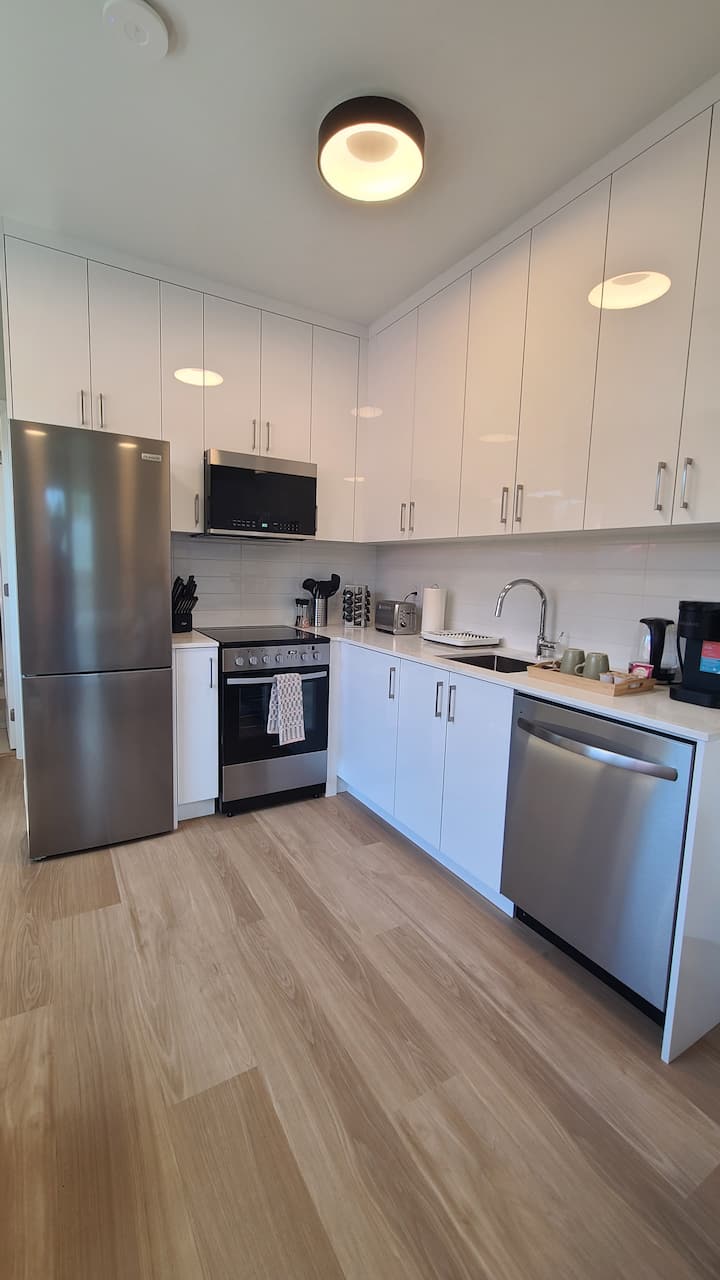 Brand New Guest Suite In North Vancouver - West Vancouver