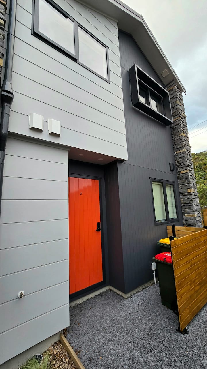 3br Brand New Modern Townhouse Sunny & Spacious - Lower Hutt