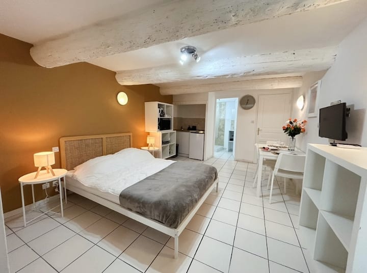 Studio Proche Port Et Commerces - Toulon