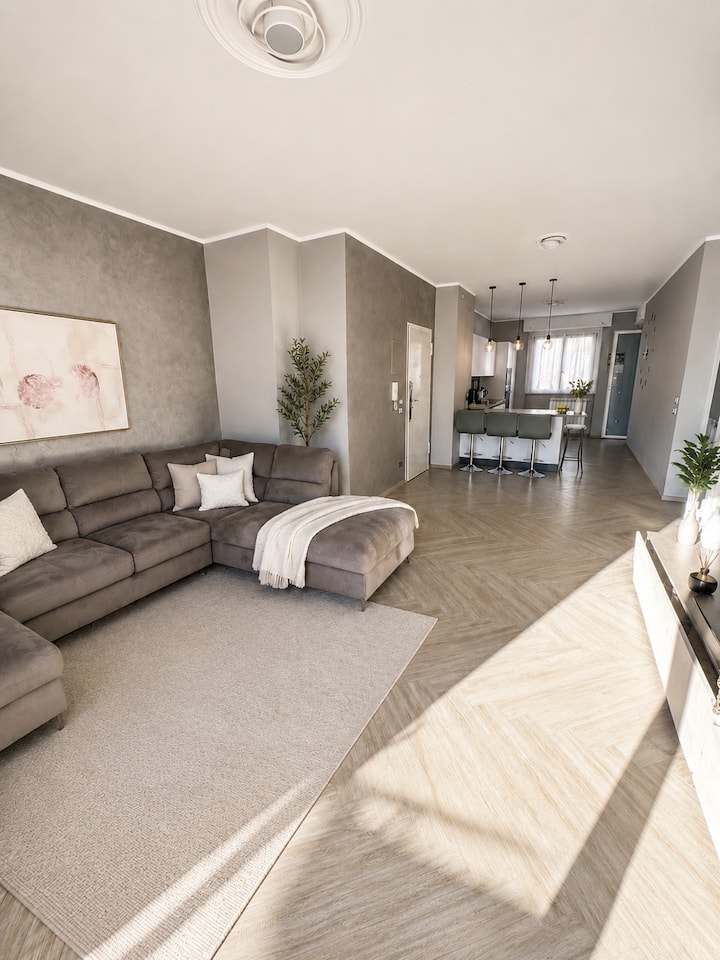 9 Ospiti 2 Parcheggi Privati Centro Mare - Provincia di Imperia