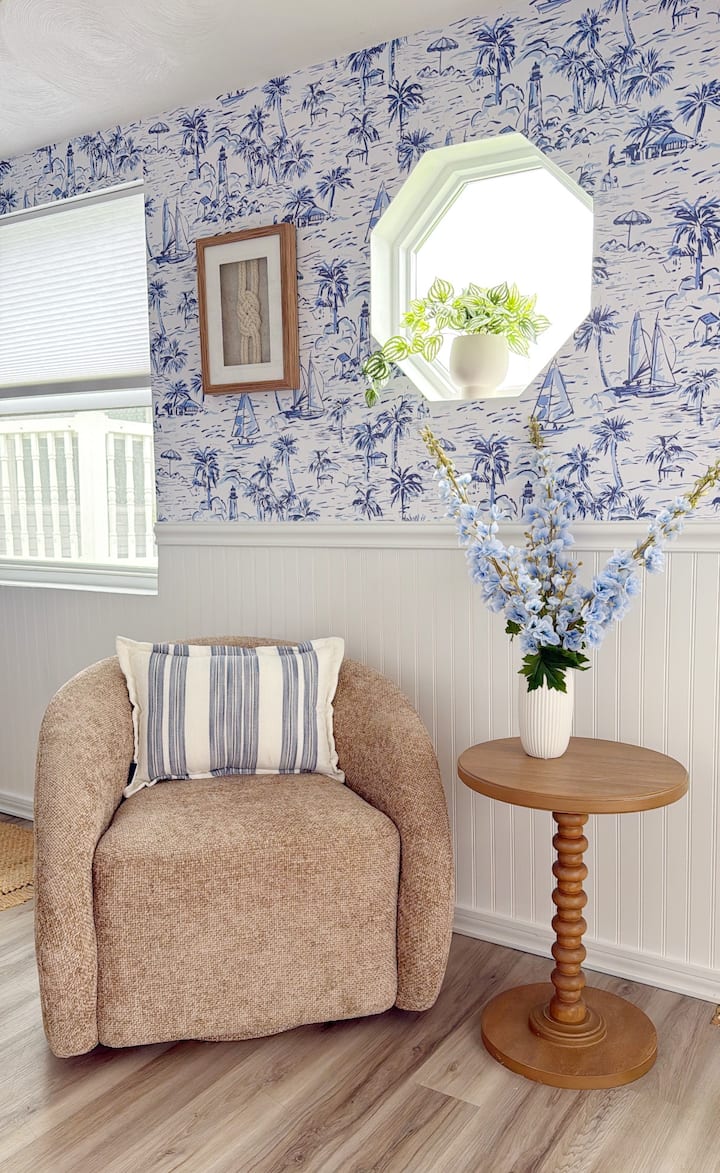 Tiny Cottage. Big View! - Rhode Island