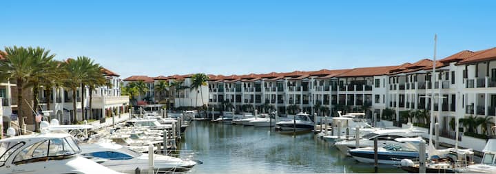 4 Spacious Suites | Topgolf Suite & Marina Access - 那不勒斯