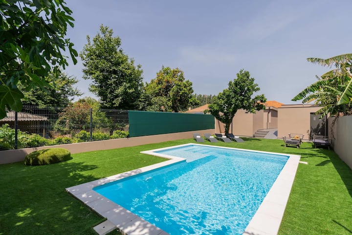 Elegant Flat With Pool Near Airport By Hostwise - Aeropuerto de Oporto-Francisco Sá Carneiro (OPO)