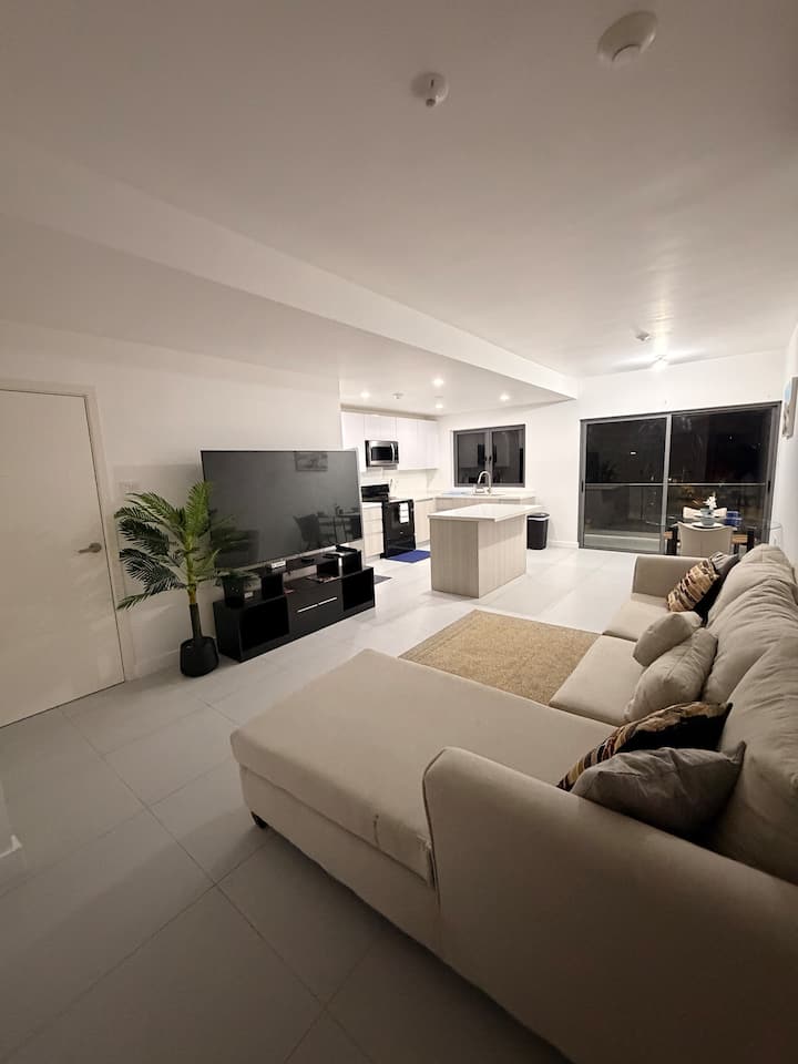 J&l Suite Oasis Kingston - Kingston