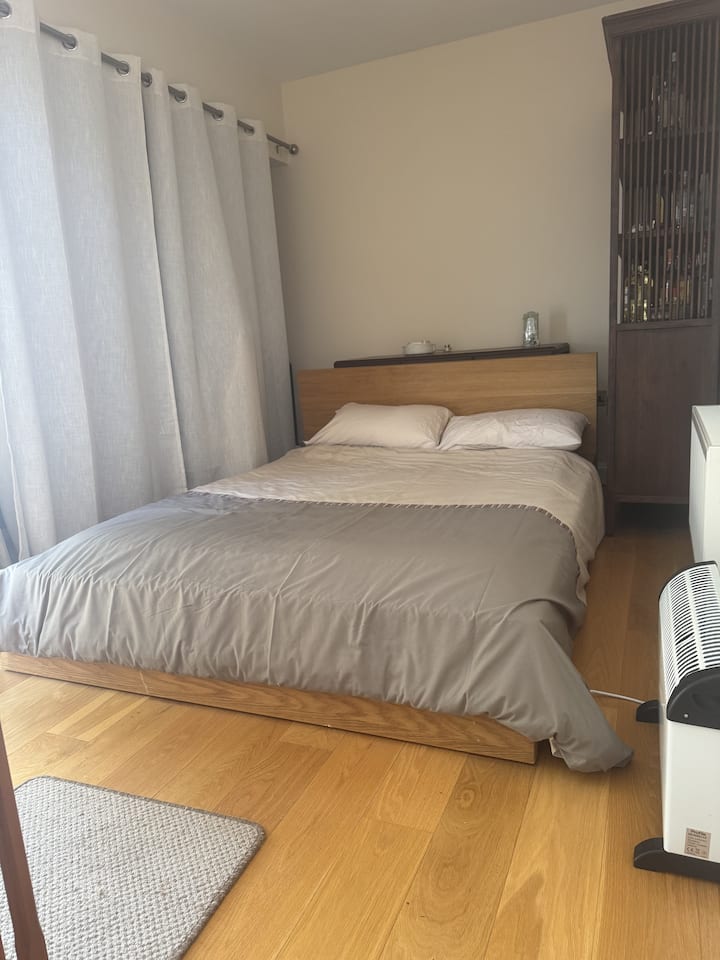 Modern 1+1 Bed Guest House Near Station & Mall - High Wycombe