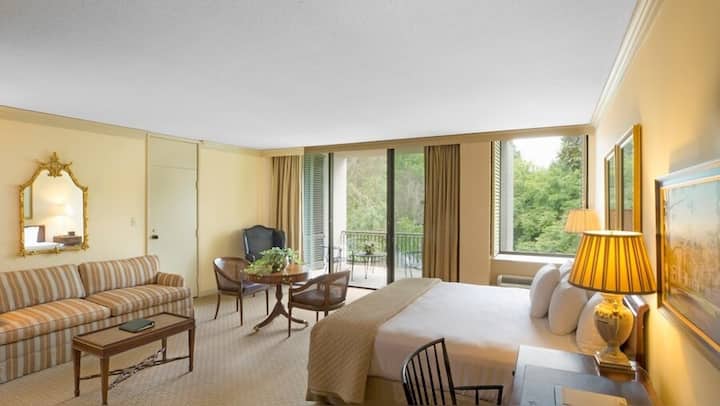 Upscale Suite | 0.3 Mi To Colonial Williamsburg - Williamsburg, VA