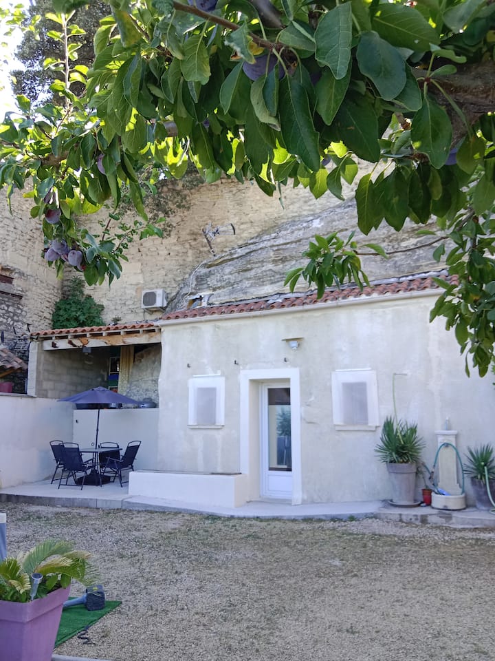 Dépendance Troglodyte - Beaucaire