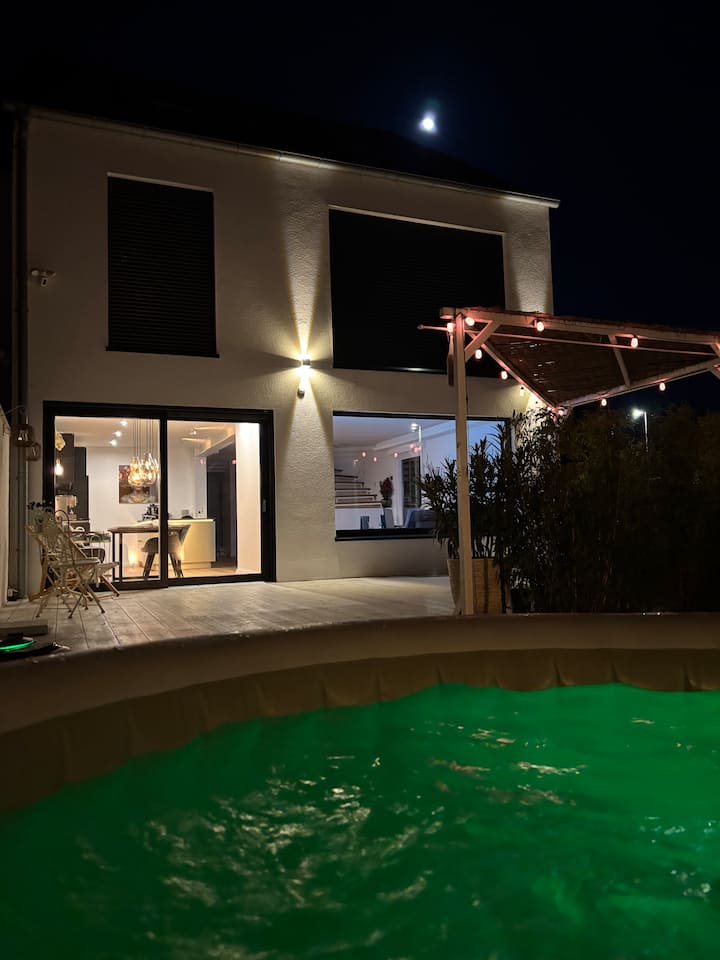 Exklusives Smart Home Mit Sauna/garten Auf Zeit - Bonn