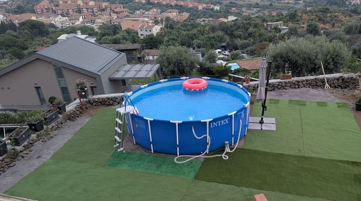 La Casa Vacanza Con Panorama Mozzafiato E Piscina. - Catane