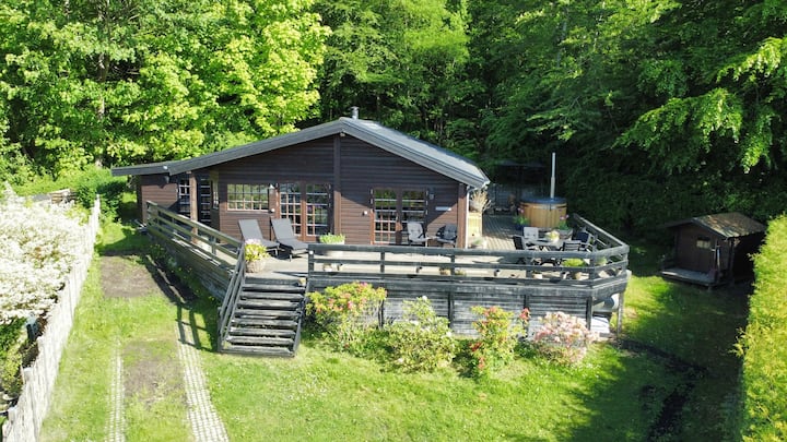 Cosy Wooden Chalet Overlooking Vejle Fjord - Denmark