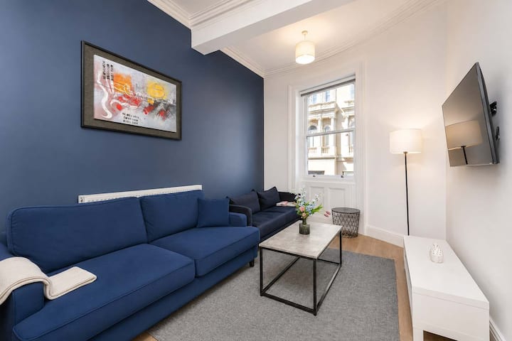 Brighton | Sleeps 13 | Beach Walk & Hove Centre - Brighton