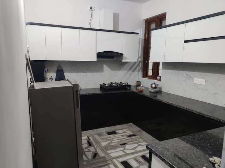 Shagna Da Vehra Villa - 6bhk House In Jammu. - Jammu