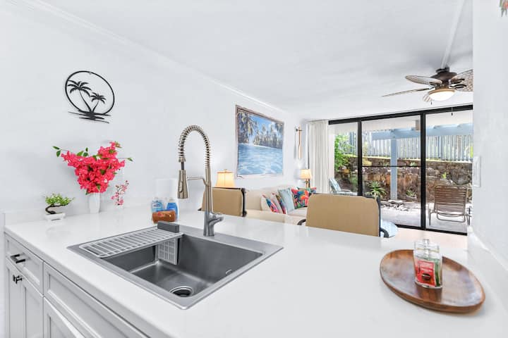 Kona Reef#b2: Steps From Beach, Fully Remodeled! - Kailua-Kona, HI