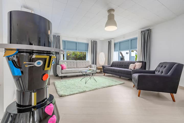 The Artist's Beach House- 3br Coastal Retreat - Aruba