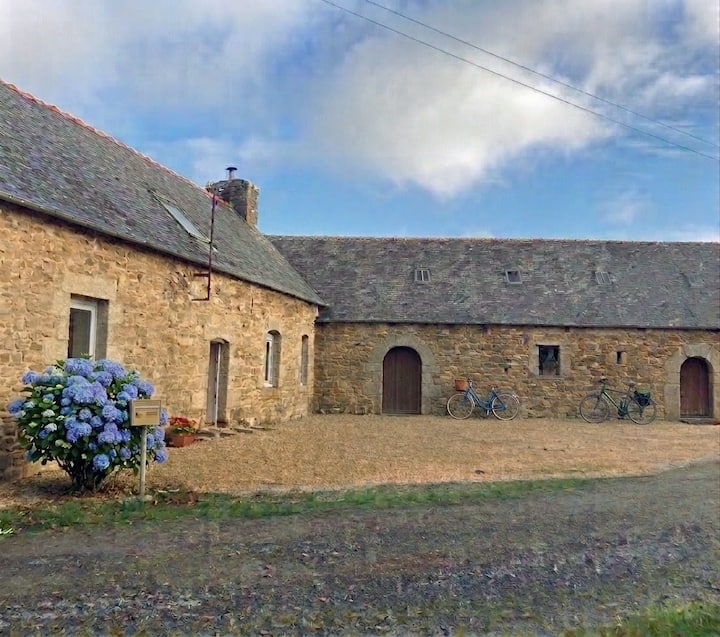 Maison De Caractère, Louannec, Proche Mer. - Perros-Guirec