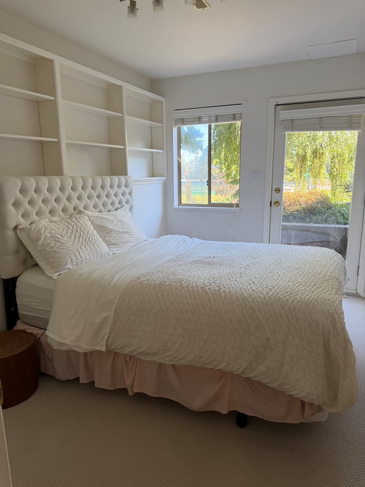 Private Riverside Garden Suite In Vancouver - Vancouver