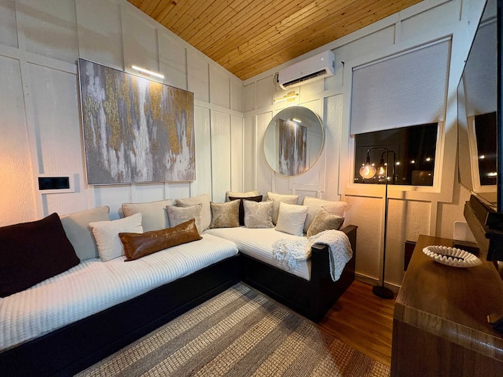 M At The Bungalow:hot Tub, Fire Pit & Private Deck - Rocky Mountain, OK