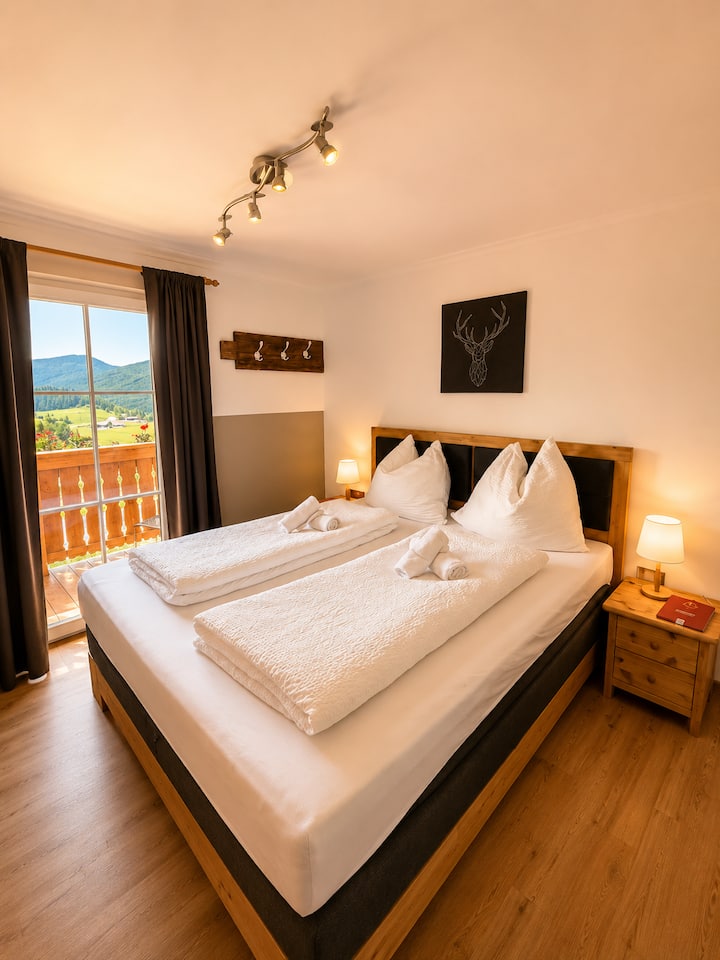 Bachseitenhof • Double Room With Mountain View - Obertauern
