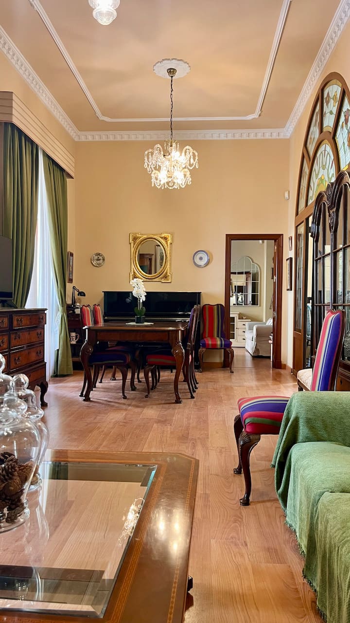 Aloja Casa Palacio Centro Puerto Santa María - Cádiz