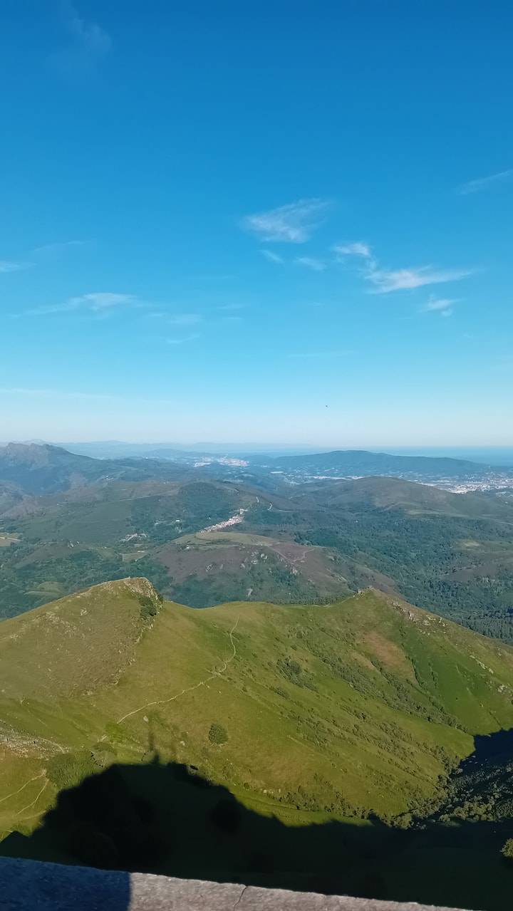 Maison Individuelle Dans Un Village Basque - Espelette