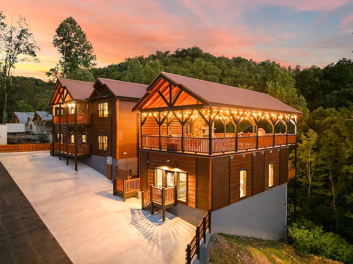 Iron Crest I Sleeps 36 I Pool+games I Near Smokies - 