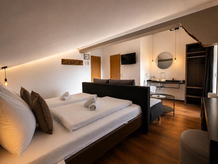 Bachseitenhof • Deluxe Room With Sofa Bed - Obertauern