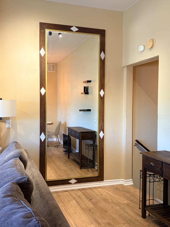Executive Studio In Bonsall Ranch And Horse Comm. - Bonsall, CA