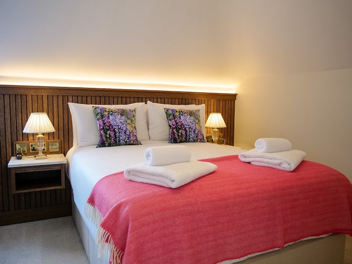 Experience Dingle @ Main Street - Room 5 - Dingle