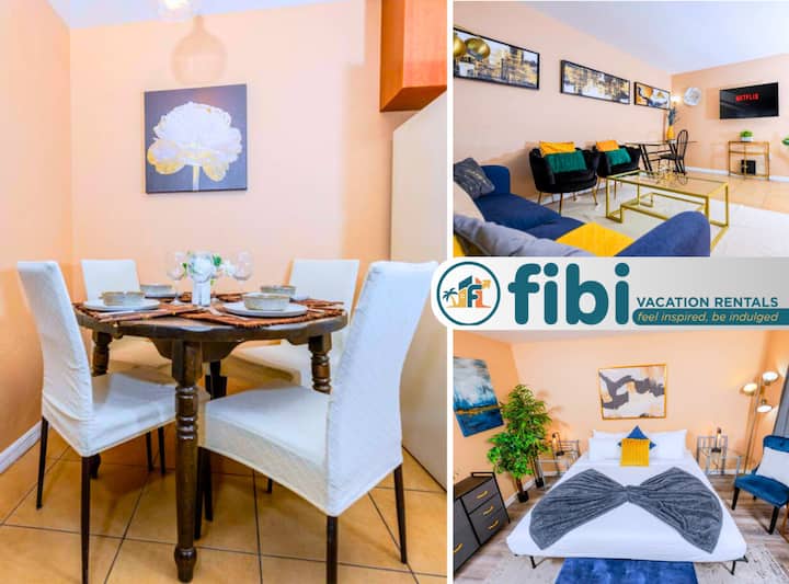 Quiet Nomad Retreat: Workspace|near Arlington Park - Bayfront Park, Sarasota