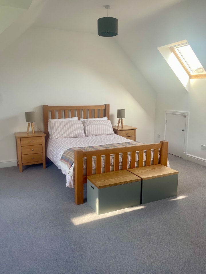 The Cwtch - Jersey