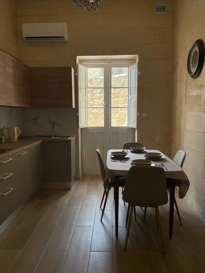 Charming And Traditional Maltese House In Sliema - Malte